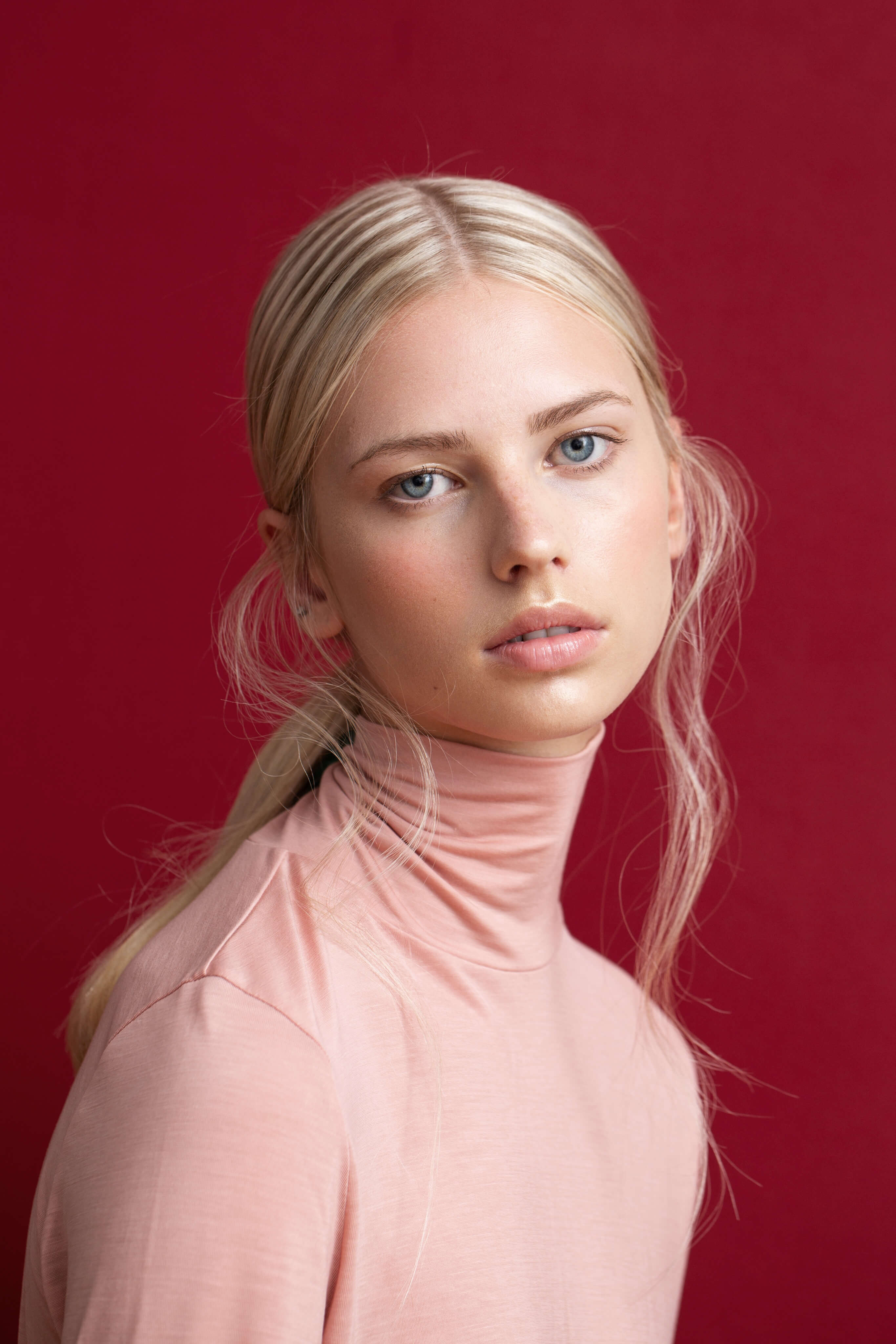 Models women – check out all the female models on the board